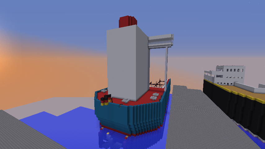 CV Lara _ Ship _ Containership | Niklas Thormann Minecraft Map