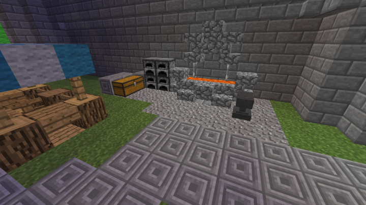 1.7.10 Small Castle: My First Map V2 Minecraft Map