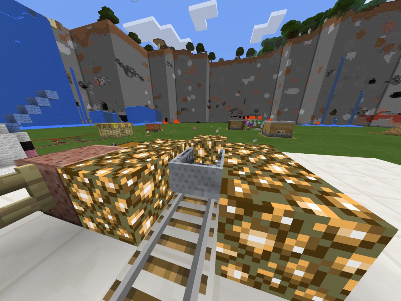 The Heads roller coaster thrill ride! Minecraft Map