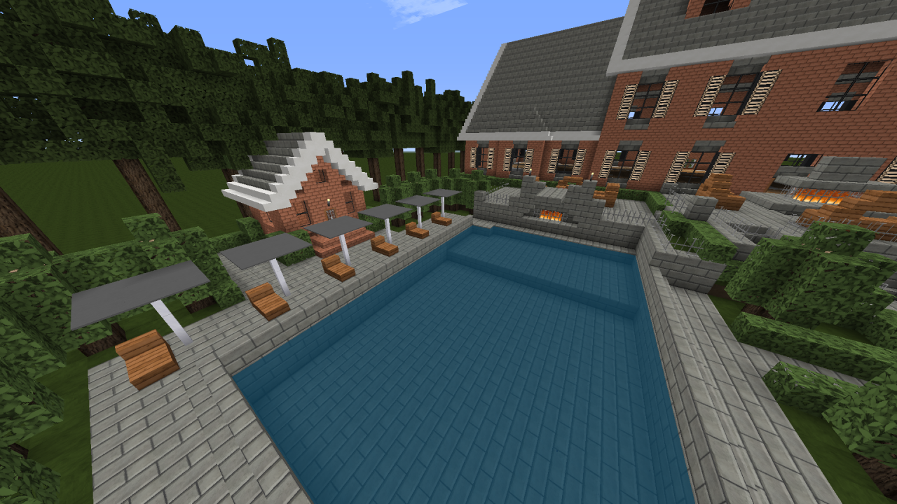 Huge Colonial Style House!! Exterior only!! Minecraft Map