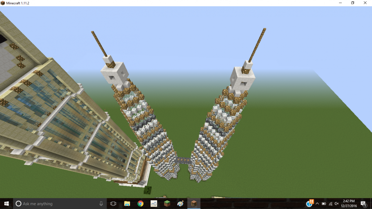 City With the Biggest Buildings (1:4 Scale) Minecraft Map