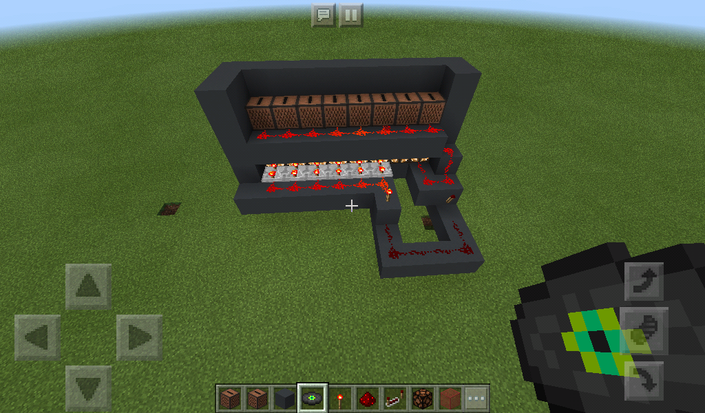 Working car radio Minecraft Map