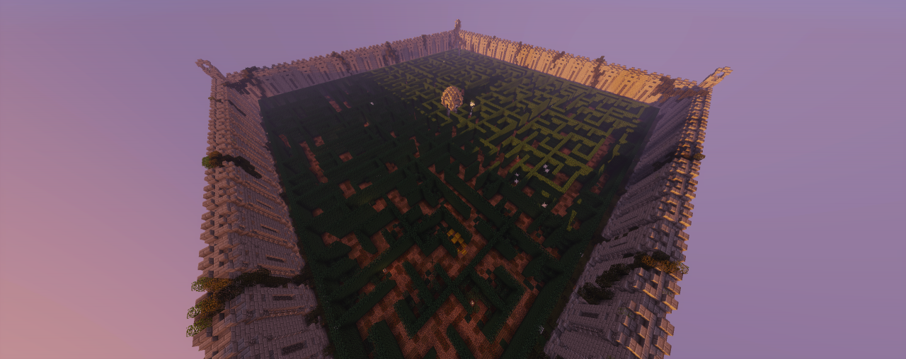 110x110 Detailed Hedge Maze Minecraft Map