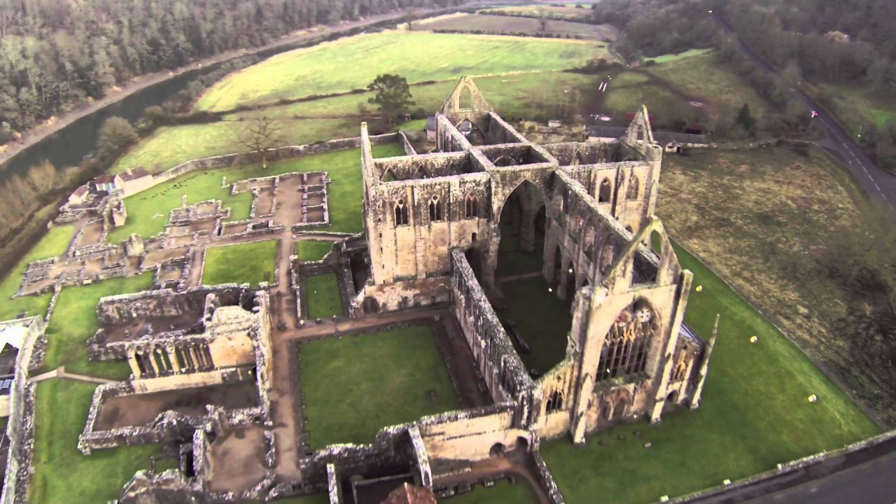 Tintern Abbey, Monmouthshire, Wales Minecraft Map