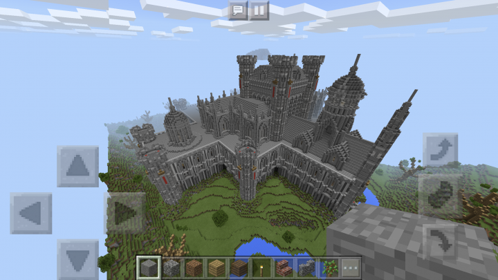 Mid evil castle Minecraft Map