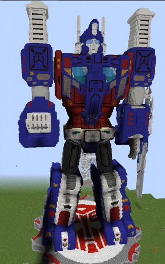 Pharma... Mad doctor Pharma* and Ultra Magnus Minecraft Map