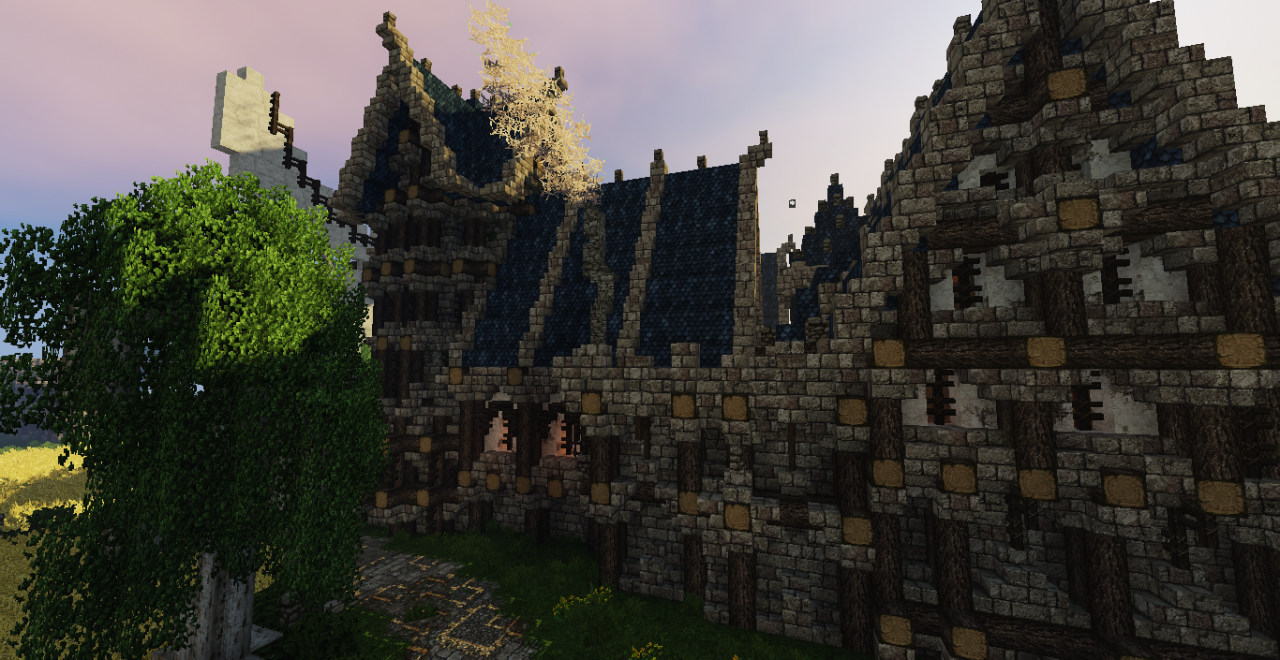 Medieval City under Castle [Progress: 55%] Minecraft Map