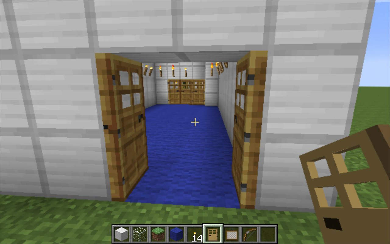 Mansion with halls Minecraft Map