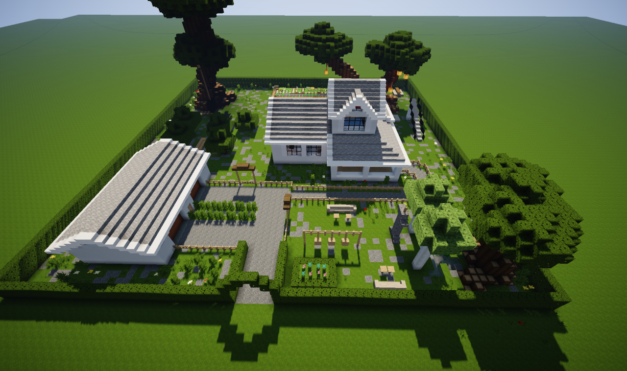 V BALCONY GABLE HOME +Yard Minecraft Map