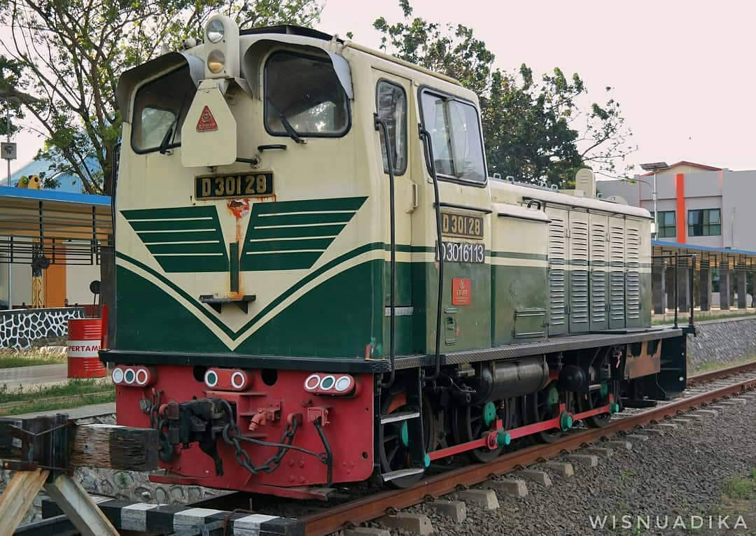 D 301 Locomotive Minecraft Map