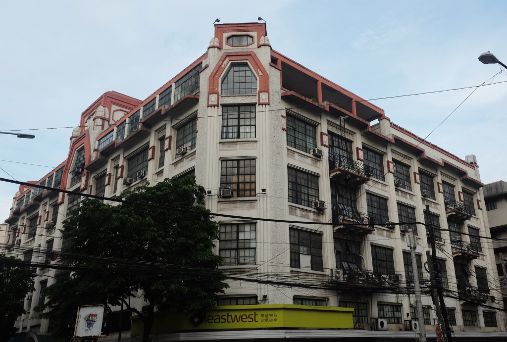 (Escolta) First United Building Minecraft Map