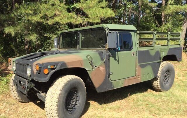 1.5:1 Scale, 3 blocks wide. Military Green Humvee " Hummers " Minecraft Map