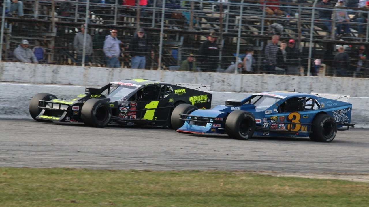 NASCAR Whelen Modified Car Minecraft Map