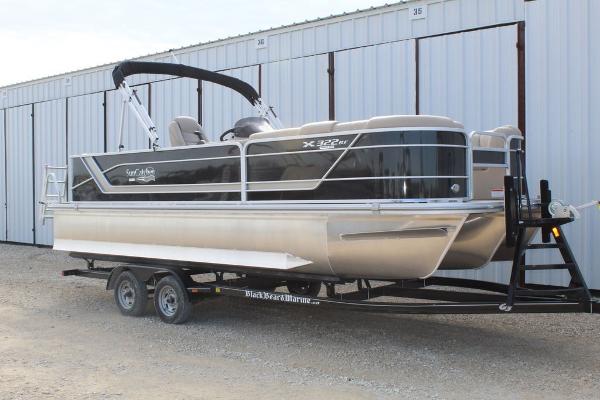 SunCatcher Elite 322 Pontoon boat (1.5:1) Minecraft Map